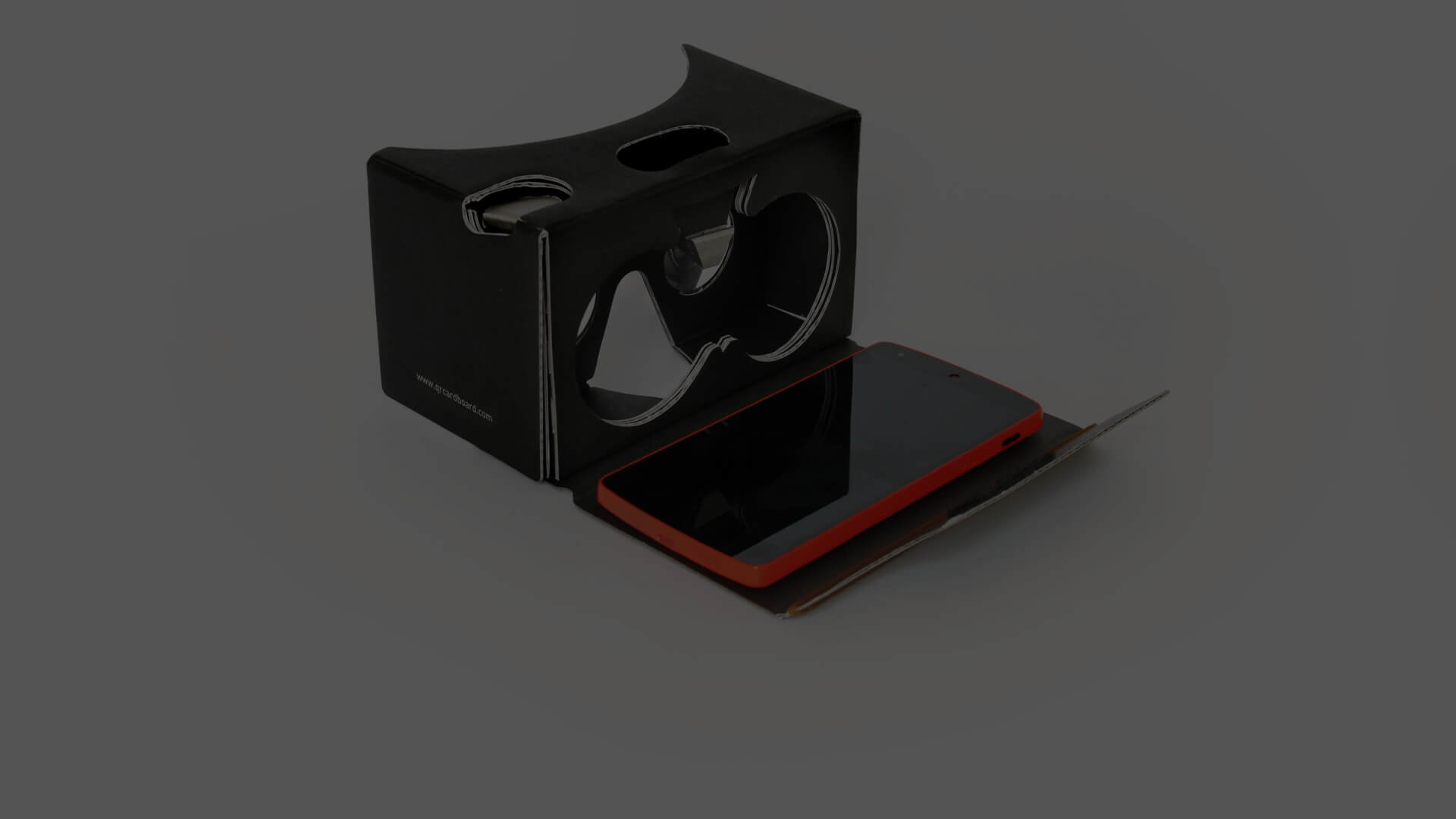 QR Cardboard: cheap and universal virtual reality viewer